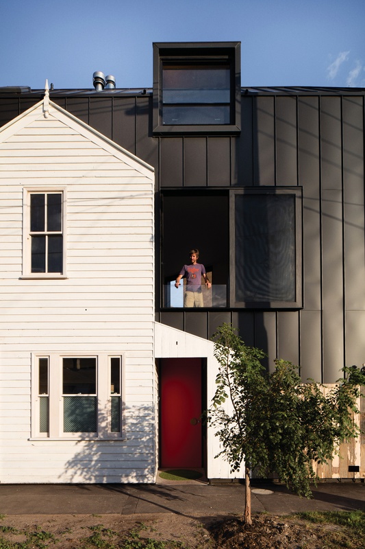 A nostalgic angle: Acute House | Architecture Now