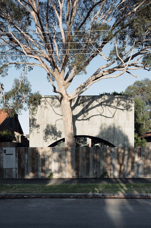 Uncompromising geometry: Hawthorn House | Architecture Now