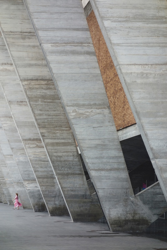 Vale: Jeremy Toth | Architecture Now