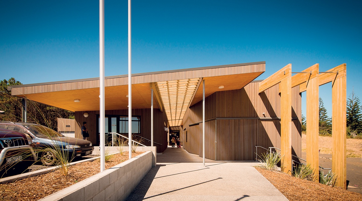 The Surf Club at Muriwai | Architecture Now