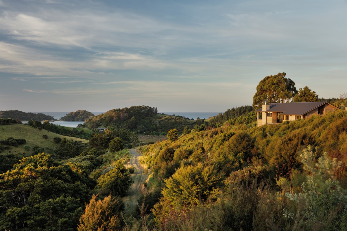 The good life: Matapouri Beach house | Architecture Now