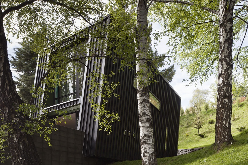 Contemporary and well-considered Queenstown house | Architecture Now