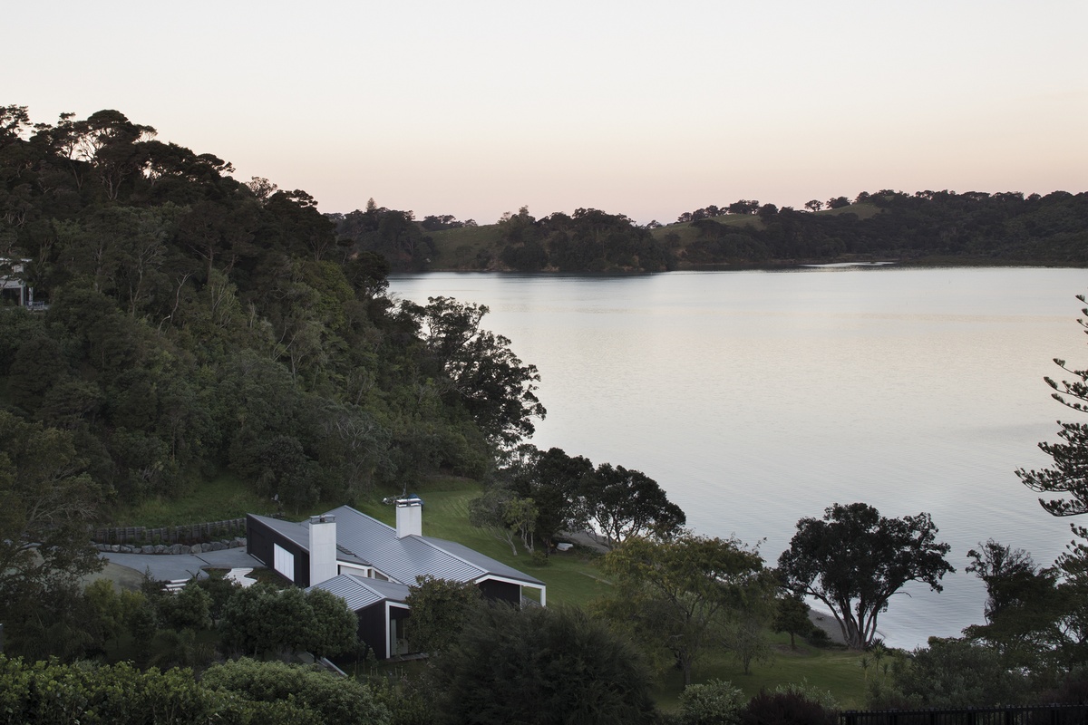 Quietly modern: Mahurangi House | Architecture Now
