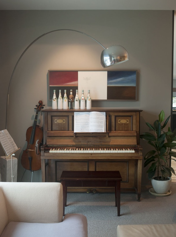 Inside Story: Valentina Dias | Urbis Magazine