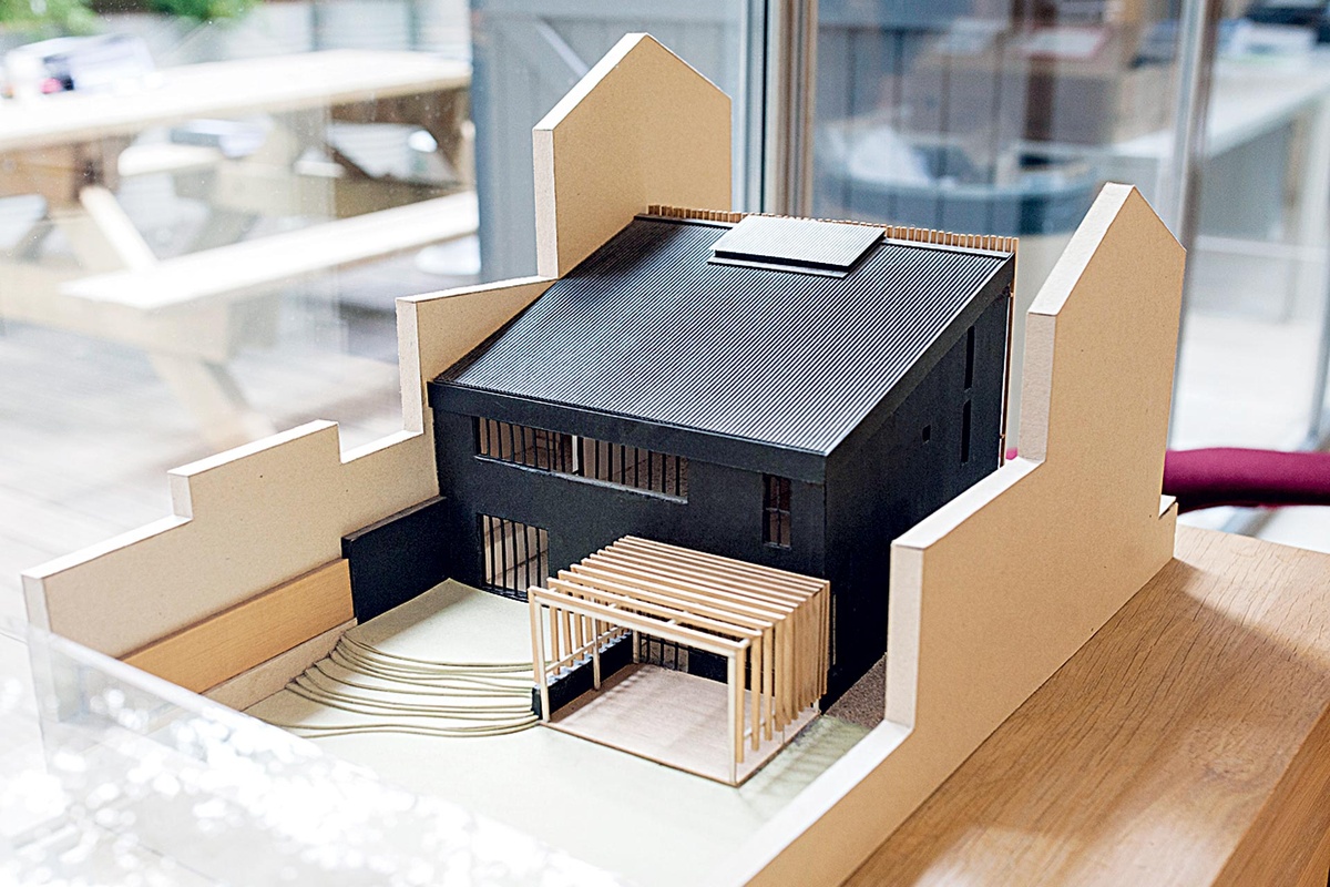 Paris: Anne-Cécile Comar | Urbis Magazine