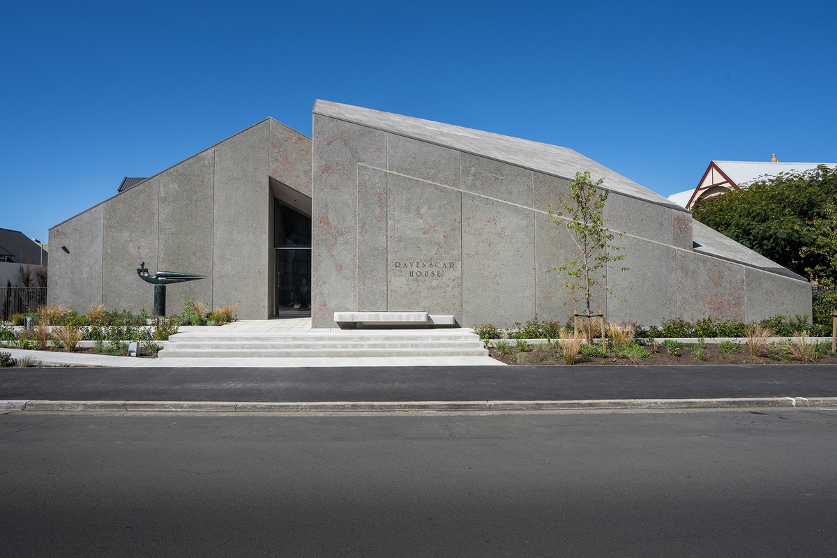 A rock emerging from the depths | Architecture Now