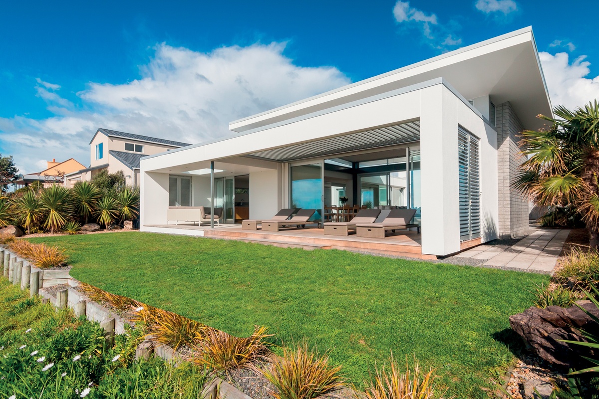 Houses revisited: Mt Maunganui house | Architecture Now