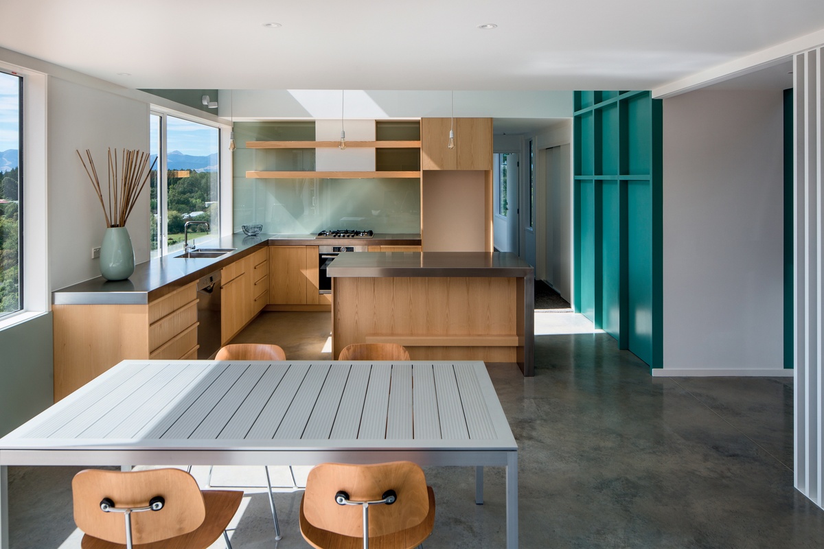 Inescapable views: Ruby House | Architecture Now