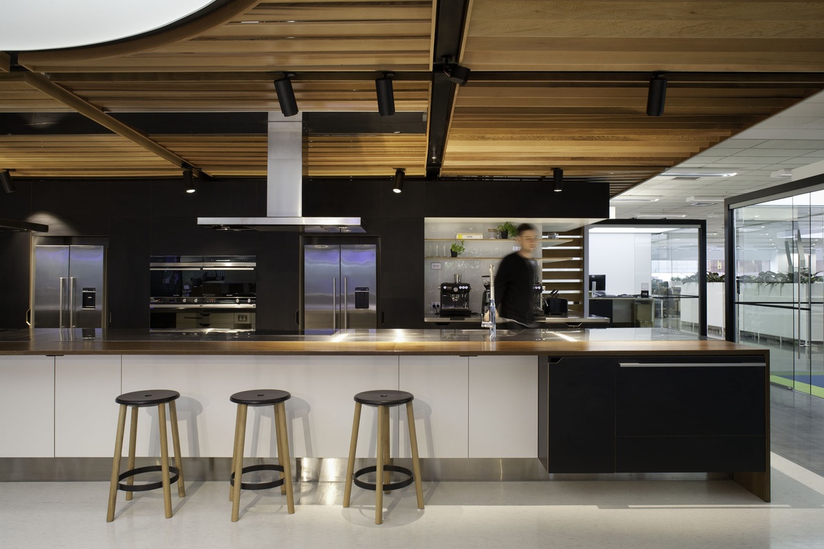 Communal kitchen | Urbis Magazine