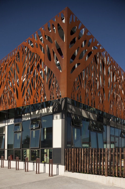Community minded: Rānui Library | Architecture Now
