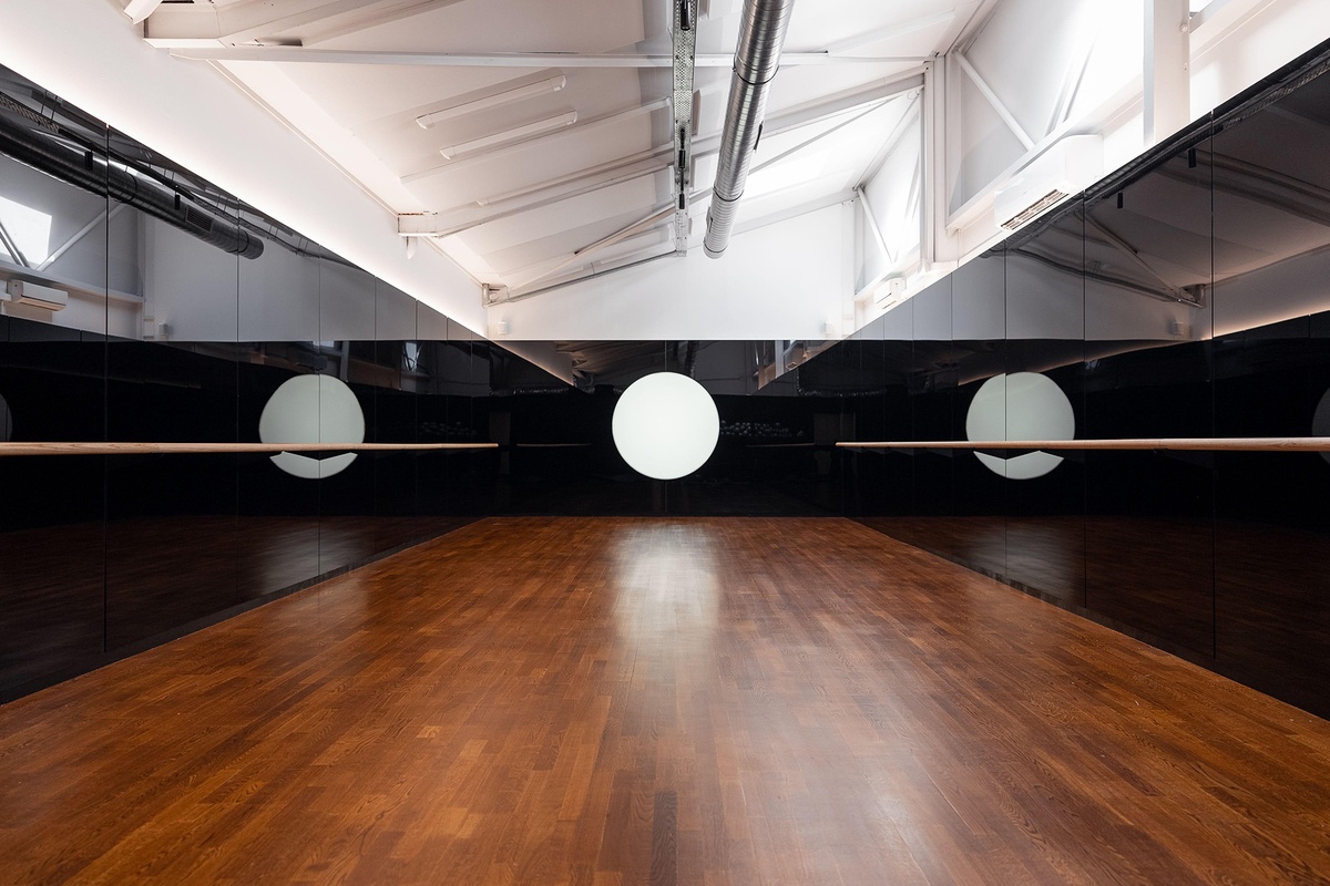 Two sides of Sala | Architecture Now