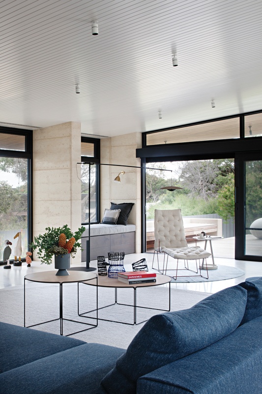 Of its place: Layer House | Architecture Now