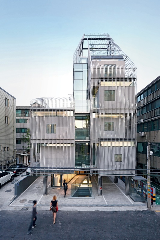 It takes a (vertical) village | Architecture Now