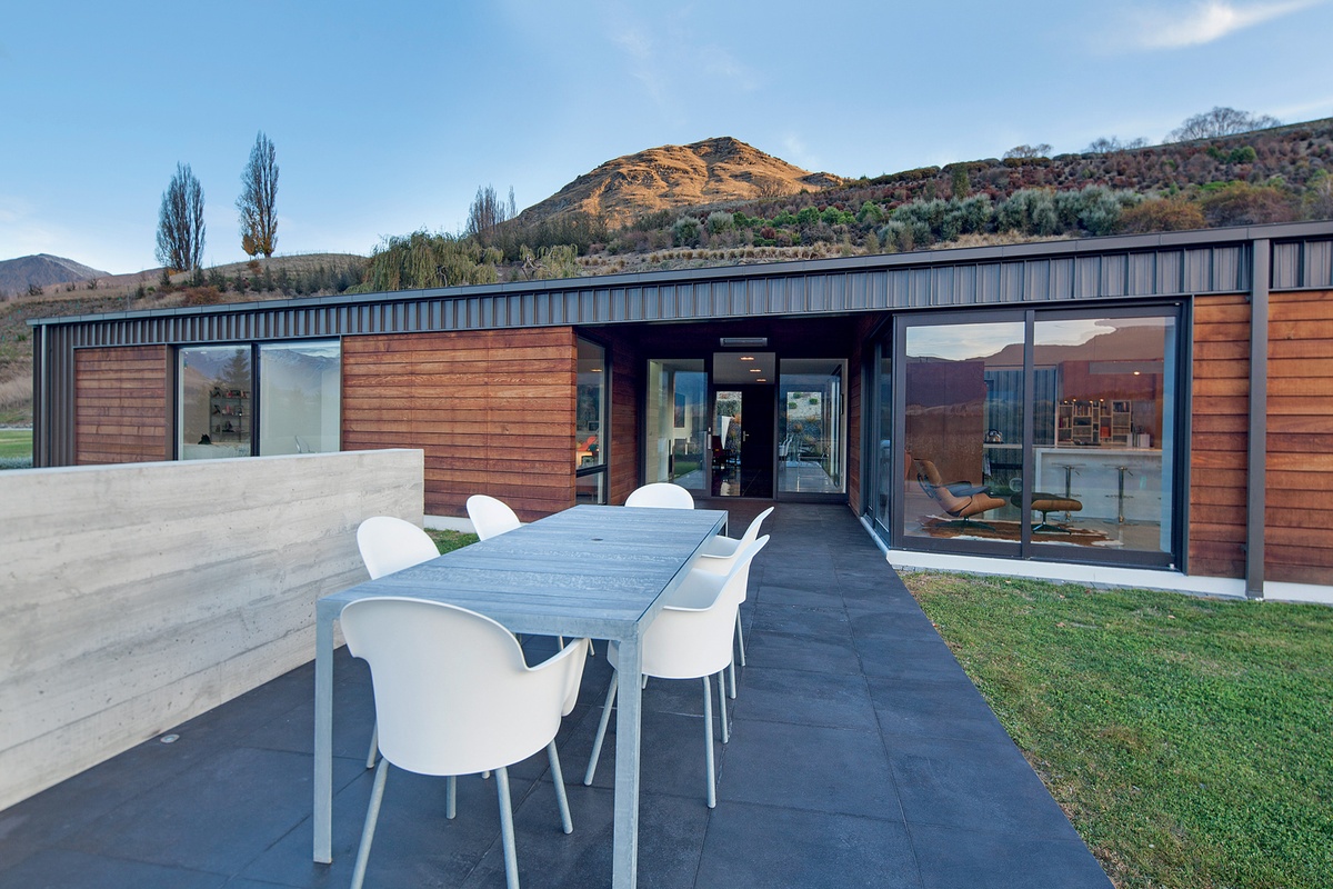 Ian Adamson | Architecture Now