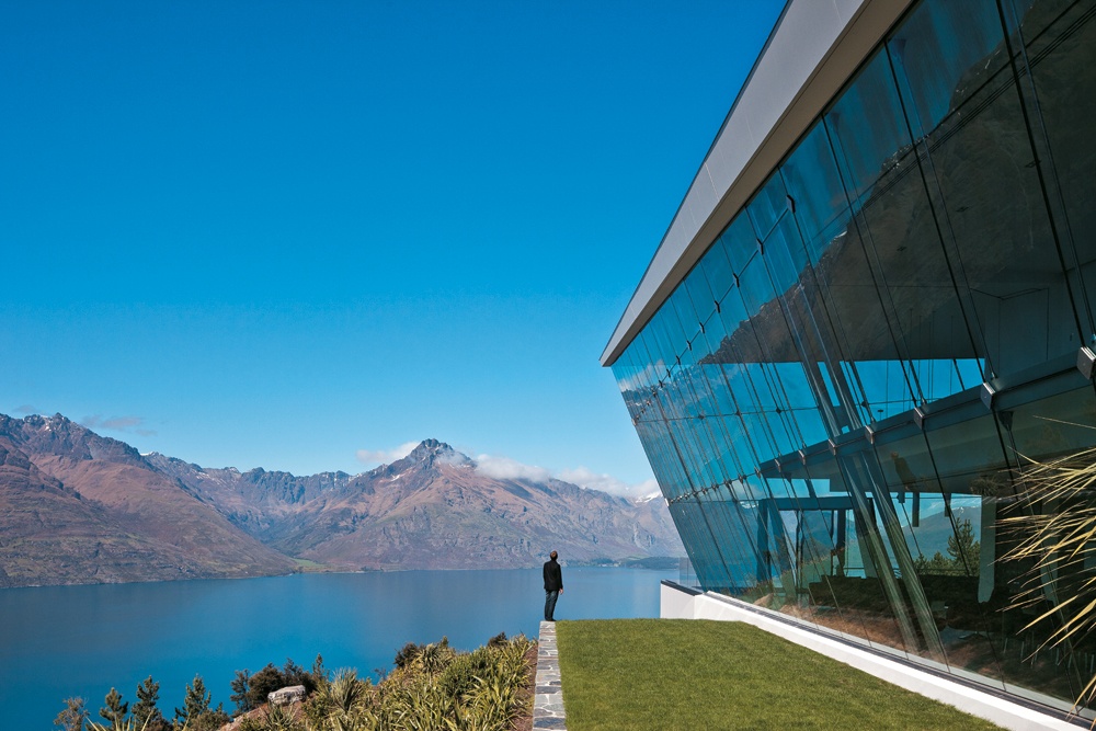 On edge in Queenstown | Architecture Now