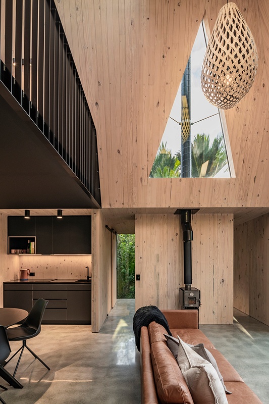West Coast hut wins Supreme Award | Architecture Now