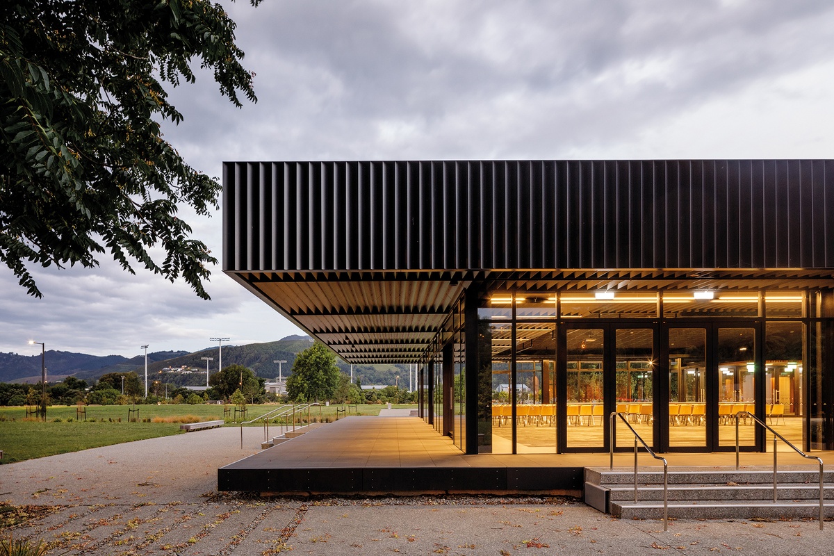 Book review: Unfinished & Far Far Away: The Architecture of Irving ...