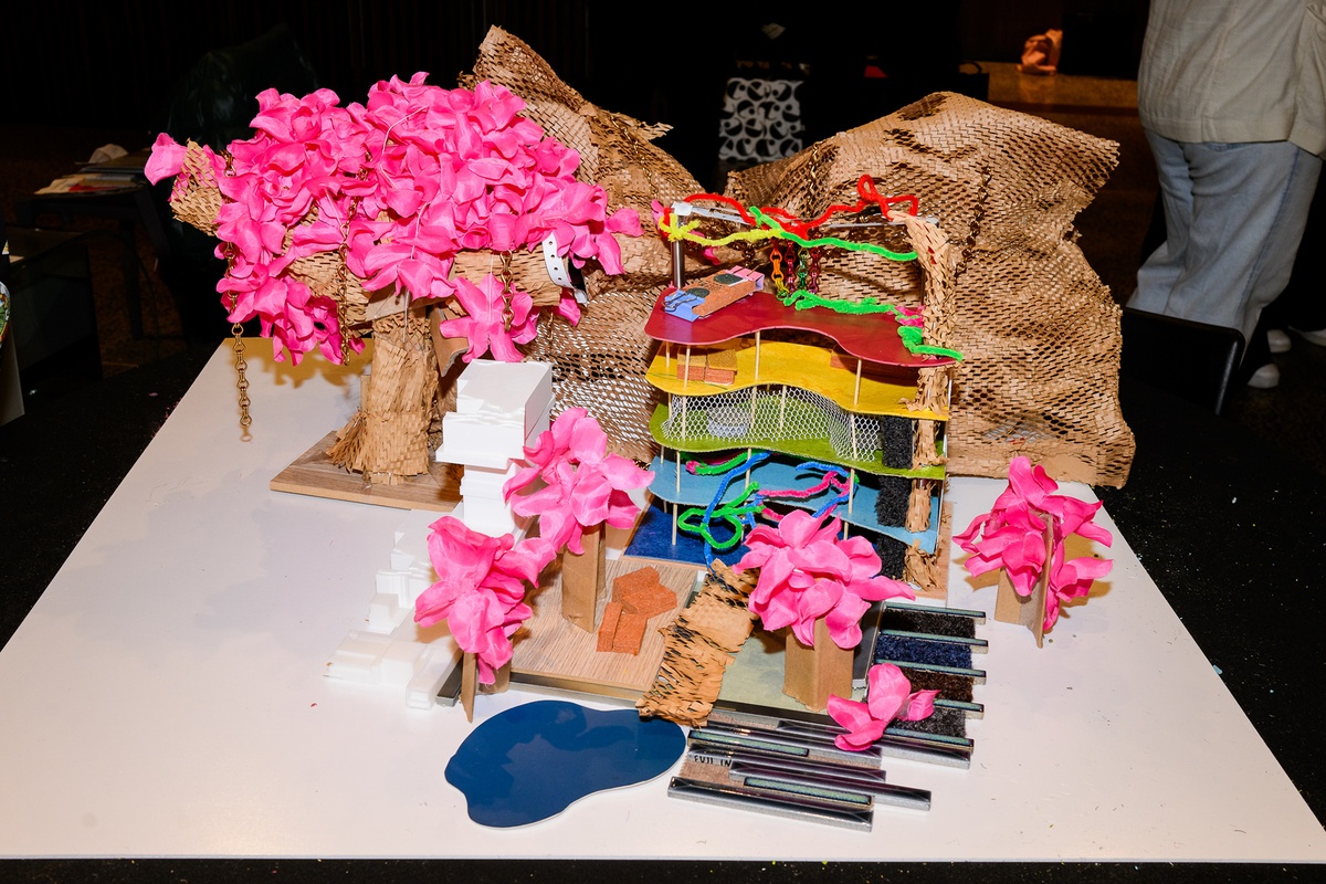 Model Citizens repurpose the Gordon Wilson Flats | Architecture Now