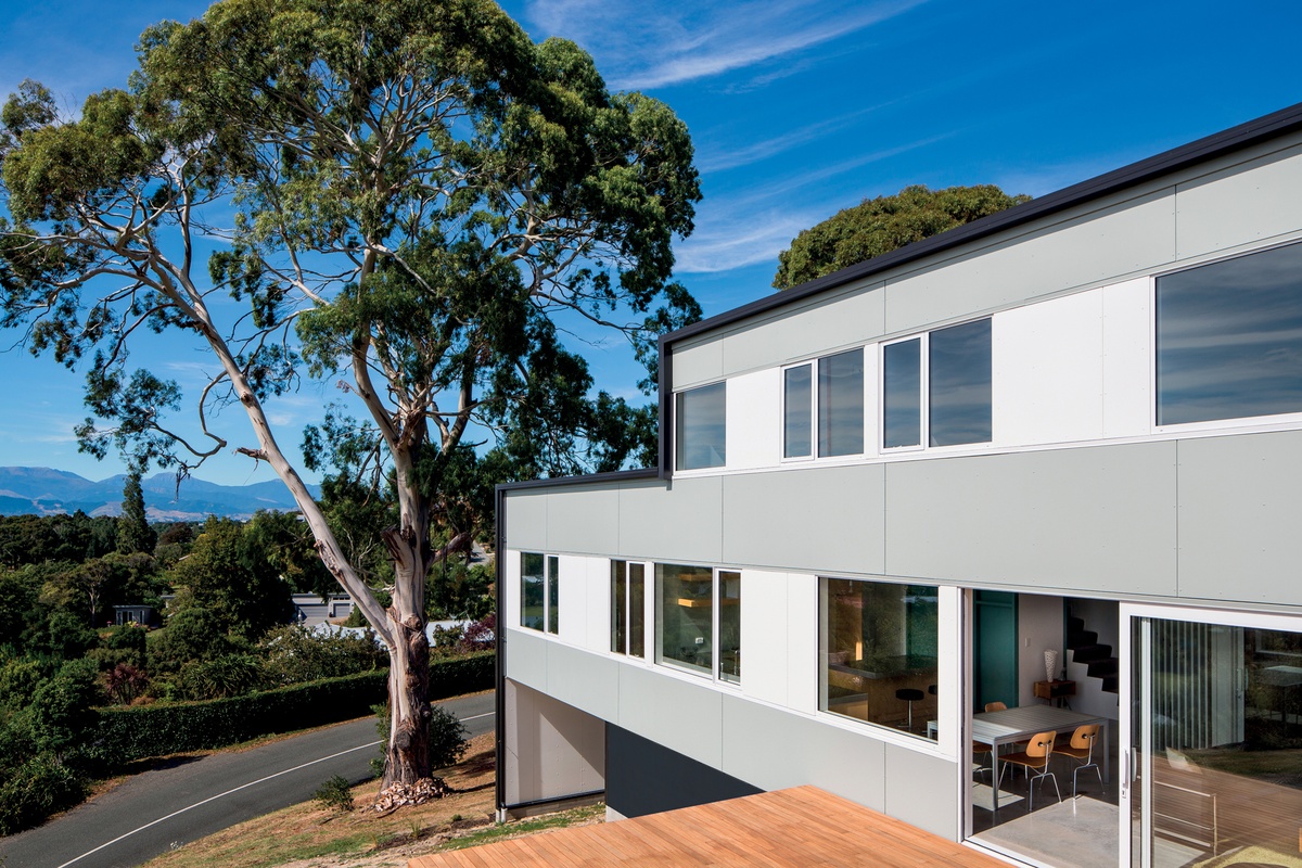 Inescapable views: Ruby House | Architecture Now